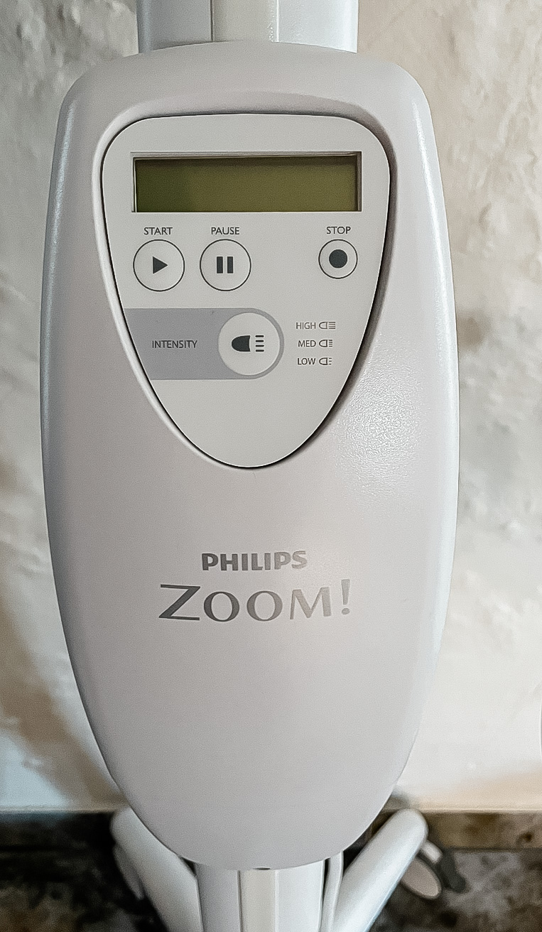 OdontologijaParduodama Philips Zoom balinimo lempa. - Odontologija